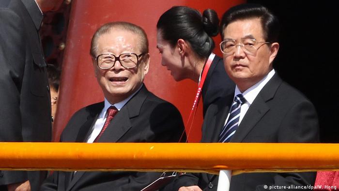 Opinion: Xi Jinping, China′s eternal president | Opinion | DW | 11.11.2021