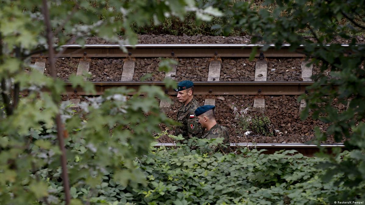 Nazi 'gold train' discoverers make first TV appearance – DW – 09/04/2015