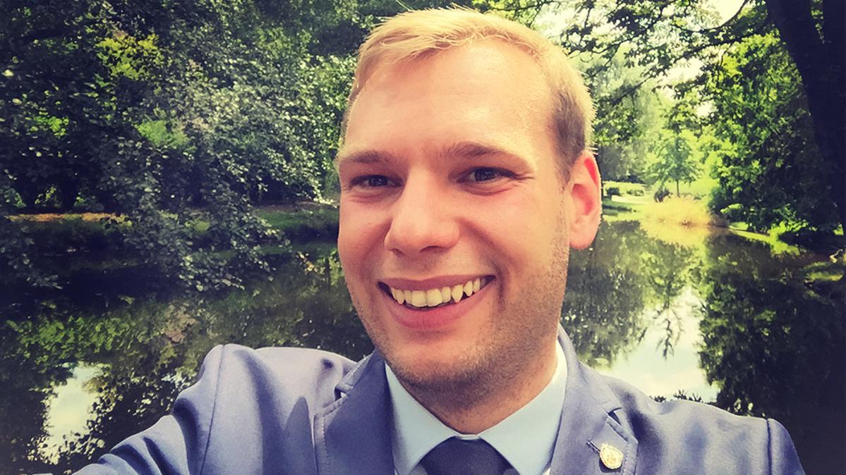 Philipp Wesemann's fact sheet – DW – 09/20/2015