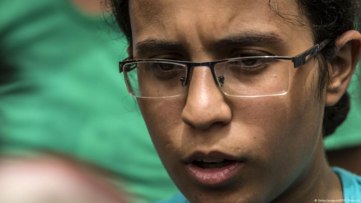 Student fights Egypt corruption – DW – 09/13/2015