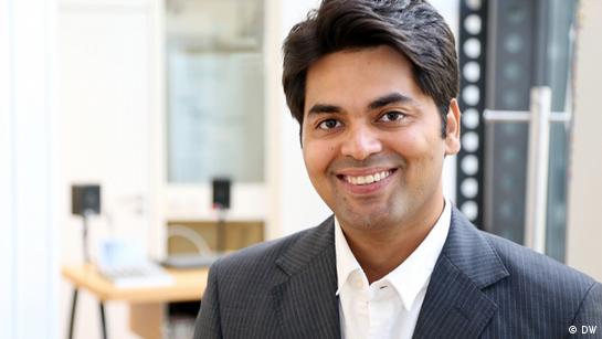 Ashutosh Pandey – DW – 09/22/2015