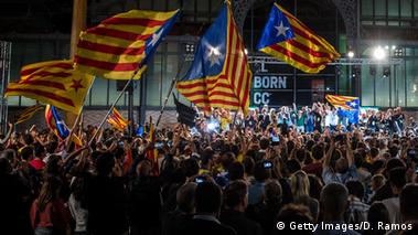 Catalan secession bid under fire – DW – 11/04/2015