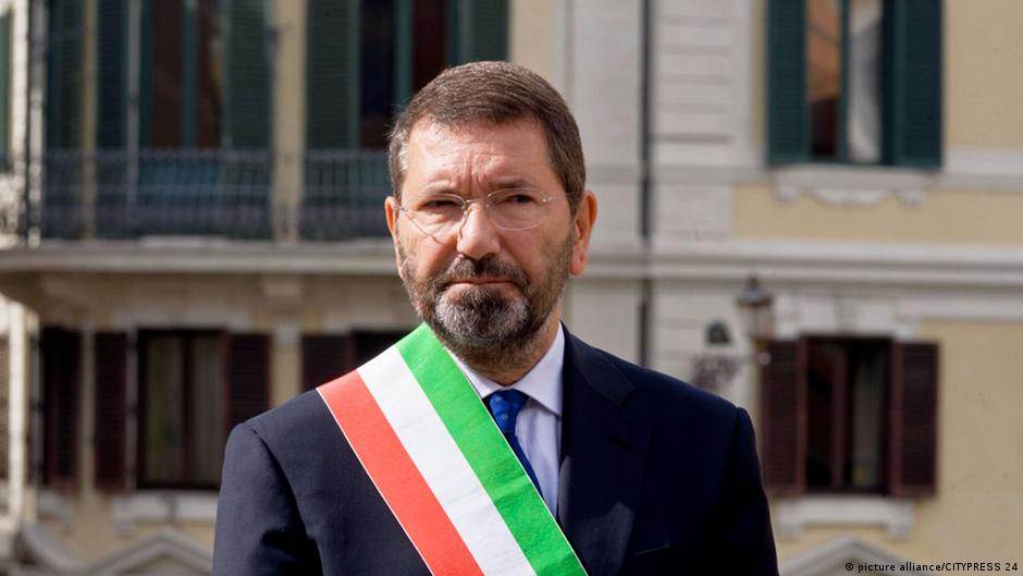 Inside Europe: corruption defeats Rome's mayor – DW – 10/15/2015