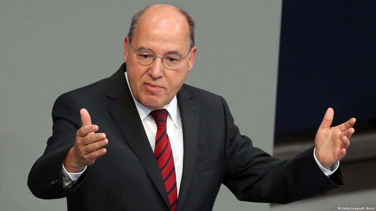 Gysi to run for Bundestag