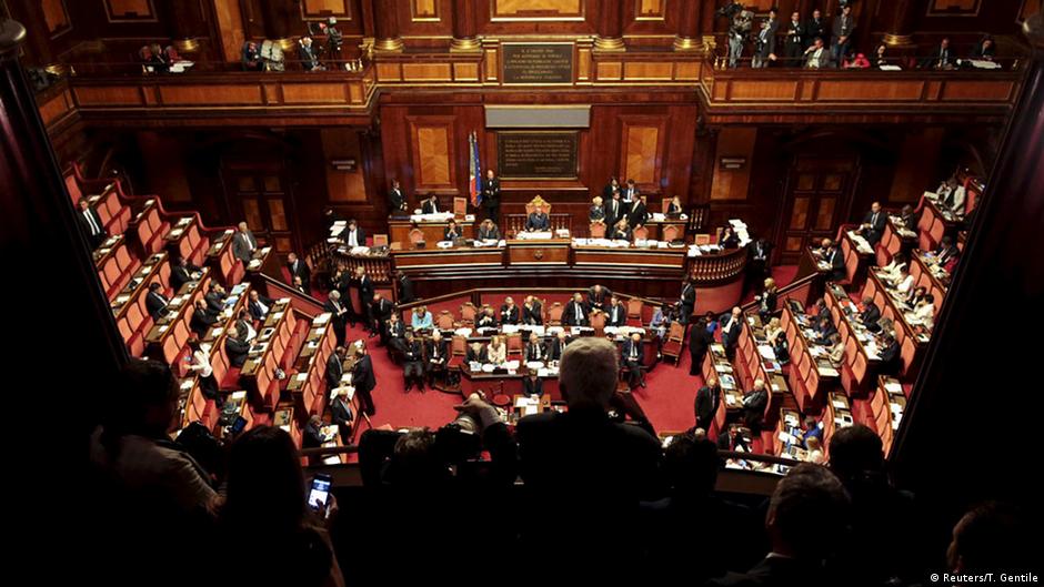 Italy's Senate approves power trim – DW – 10/13/2015
