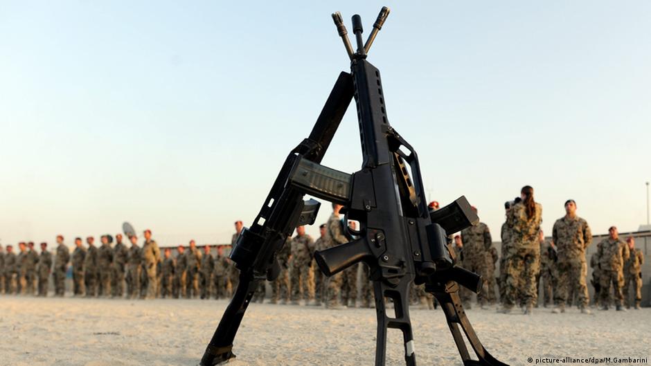 Charges dismissed against journalists in arms deal case – DW – 12/12/2016