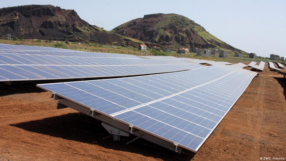 Cape Verde: Solarpower for the ice machine