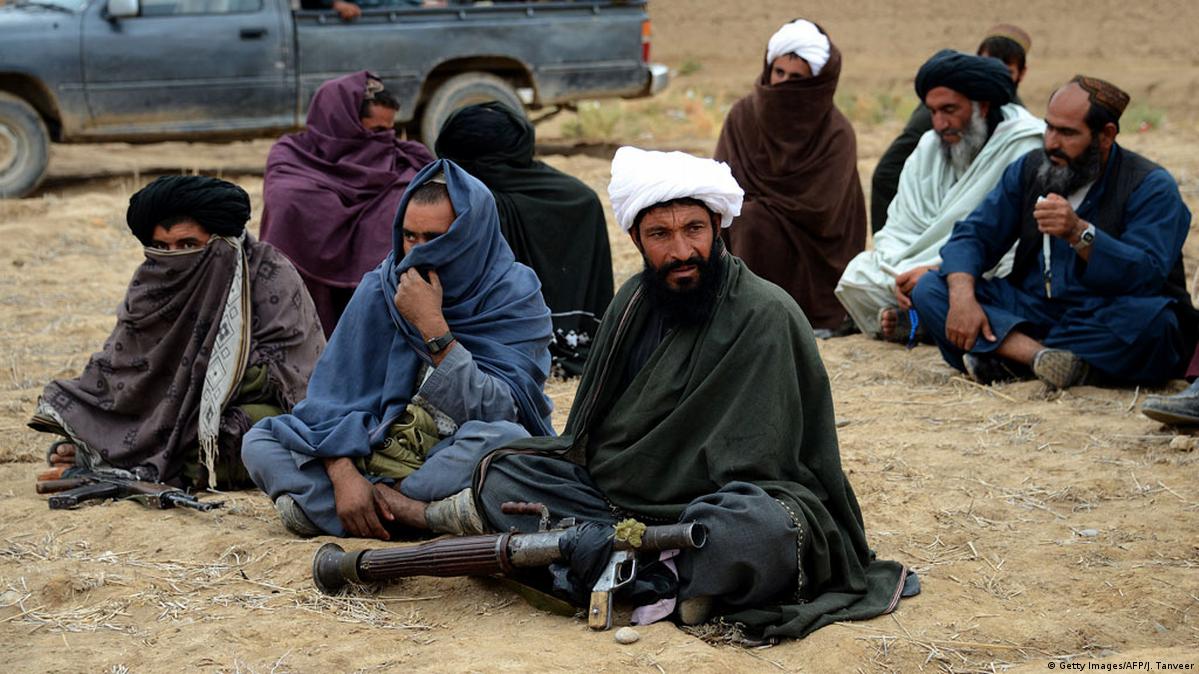 Clashes erupt between rival Taliban groups