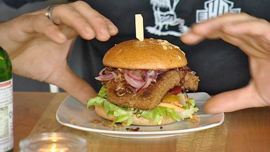 Extraordinary Burgers – DW – 11/09/2015