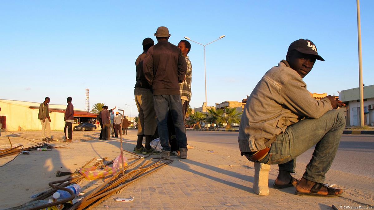 Safe haven in Libya – DW – 11/15/2015