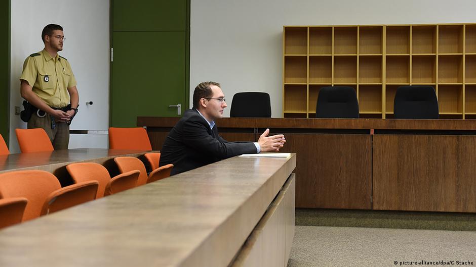 German triple agent sentenced to eight years – DW – 03/17/2016