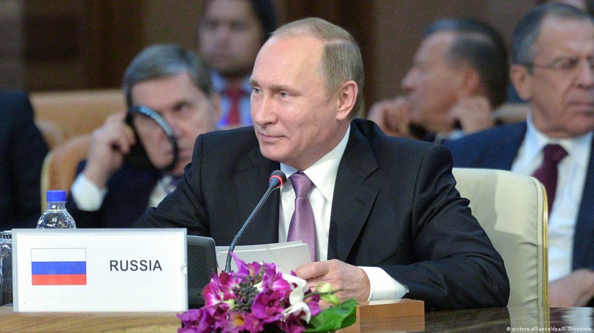 Russia signs law trumping rights court – DW – 12/15/2015