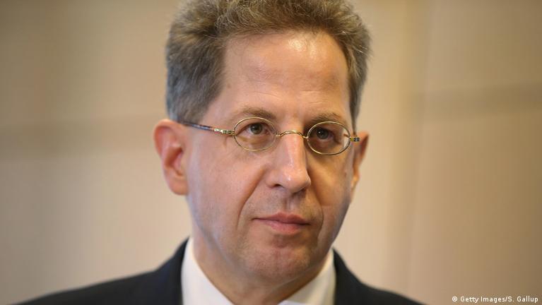 German agency seeks informers – DW – 12/11/2015