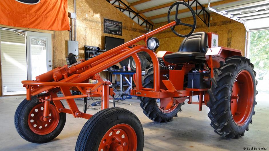 Cuba y el hombre de los tractores – DW – 21/12/2015