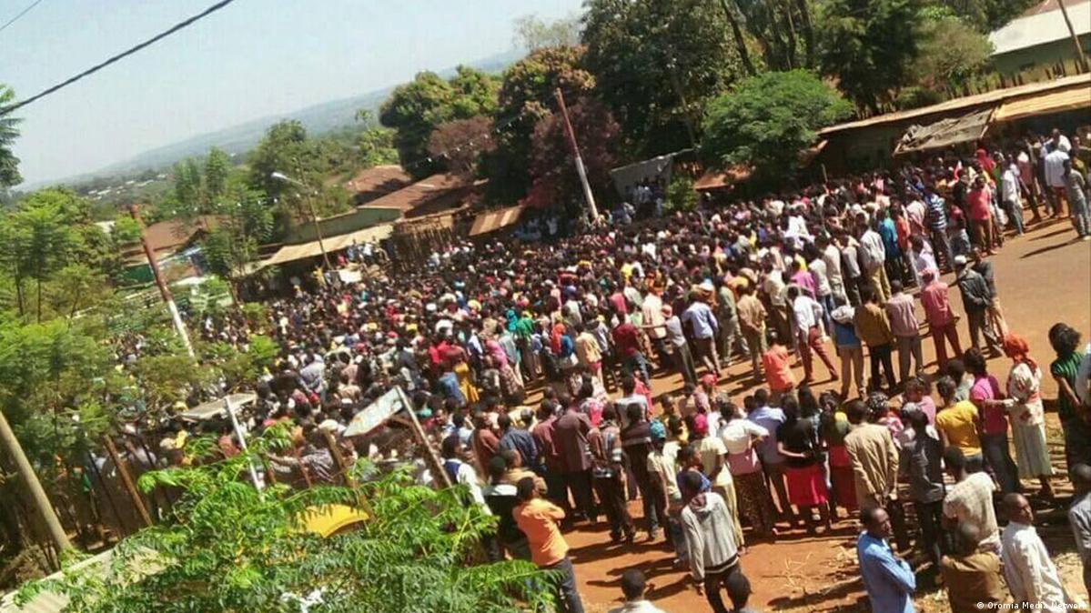 Oromo protests to continue – DW – 12/23/2015