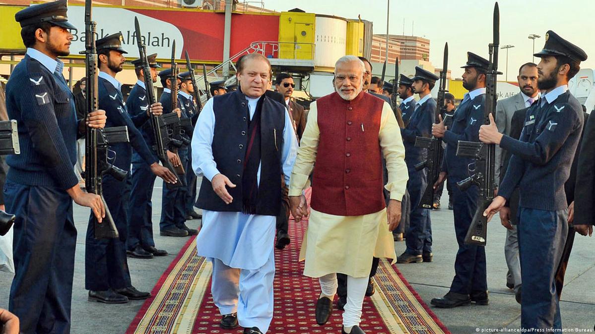 Indian PM Modi's Lahore visit – DW – 12/25/2015