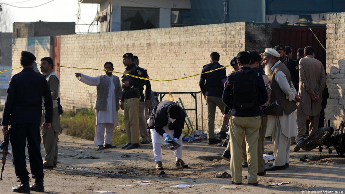 Deadly suicide blast in Pakistan