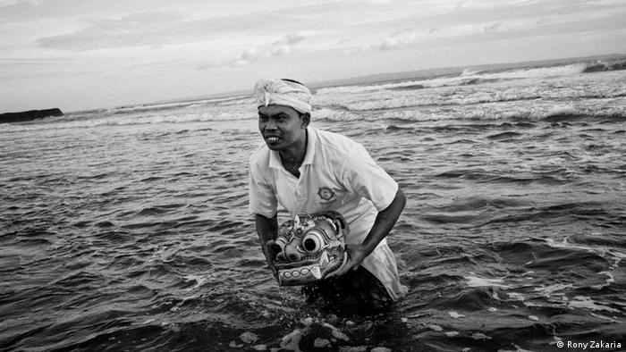 ″Menschen, Berge und Meer″ in Java | Alle multimedialen Inhalte der ...