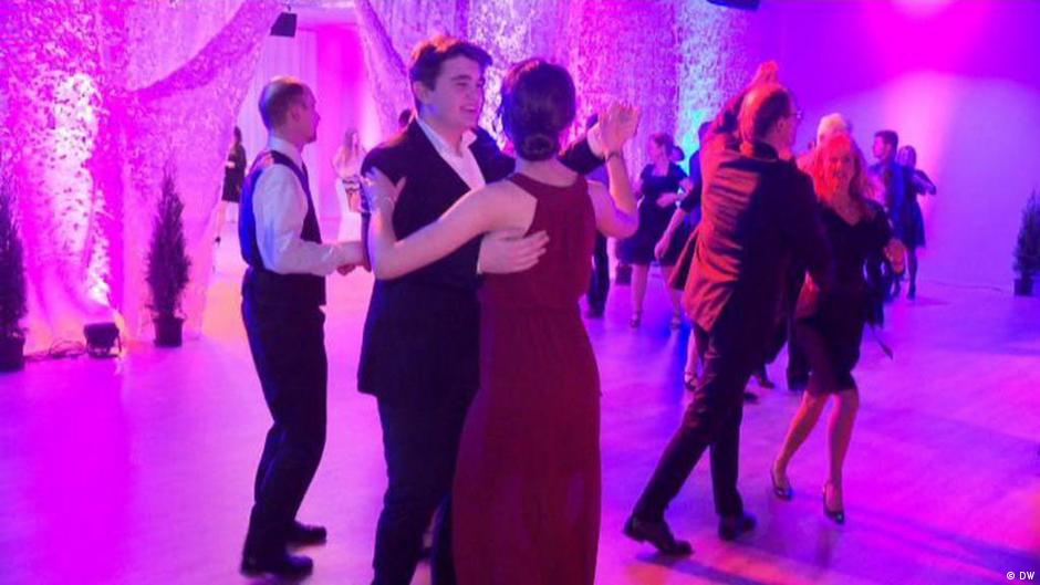 The renaissance of standard dancing – DW – 01/13/2016