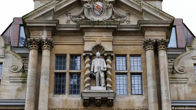 The fate of the colonial figure's statue divides the web. – DW – 01/29/2016