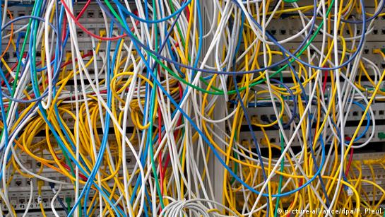 A German Internet Institute: What will it be? – DW – 05/22/2017