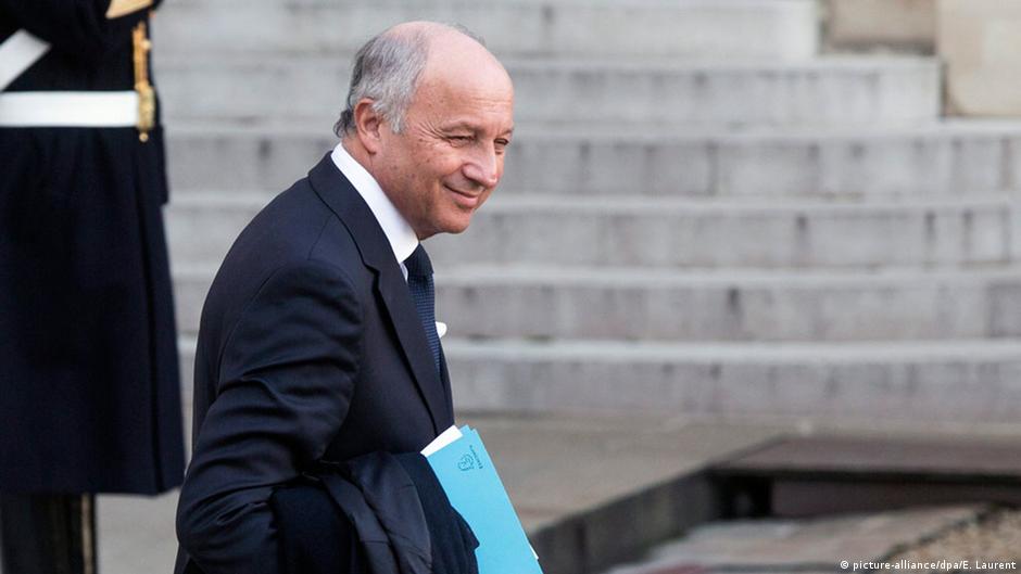 French foreign minister to leave government
