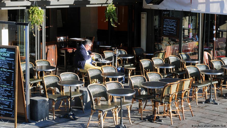 Economic impact of Paris attacks – DW – 11/11/2016