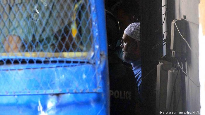 Bangladesh court upholds death sentence for 1971 war criminal Mir ...