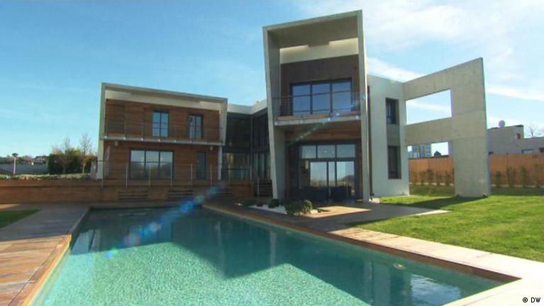 Spacious villa in the Basque country