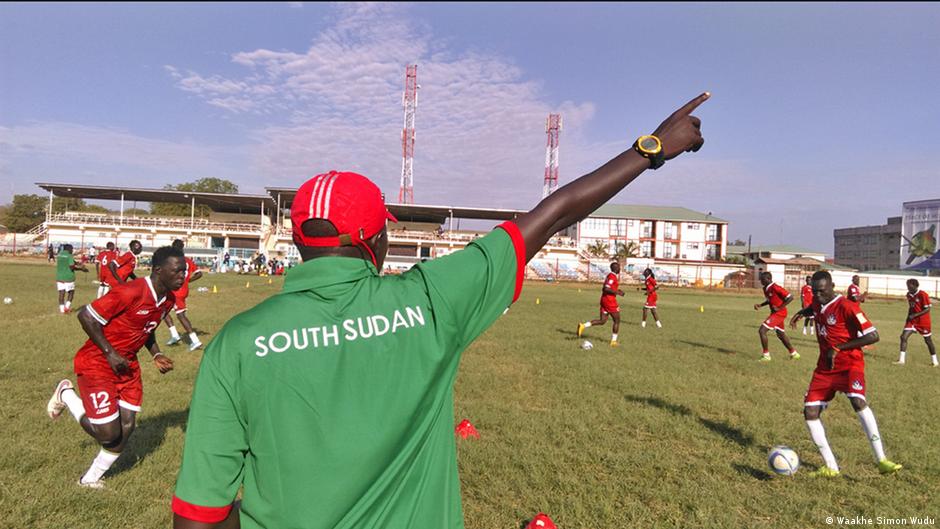 Football brings a glimpse of hope to South Sudan – DW – 03/22/2016