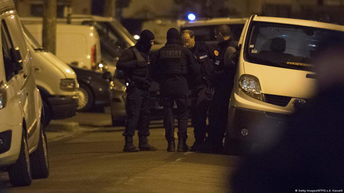 French terror arrest linked to Paris attackers – DW – 03/25/2016
