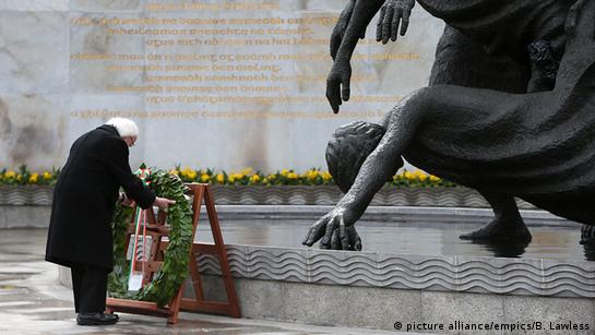 Irish president honors victims of 1916 Easter Rising