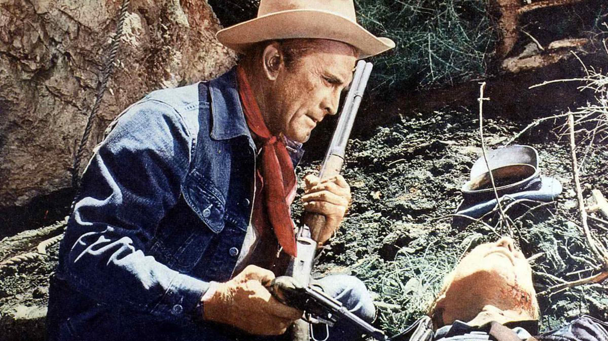 An Outstanding Actor Kirk Douglas Turns 103 Dw 12 09 2019