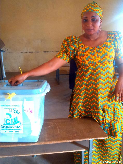 Reporting on the presidential elections in Niger