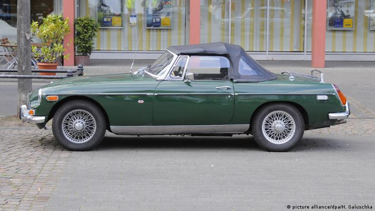 10 of the world's favorite vintage cars