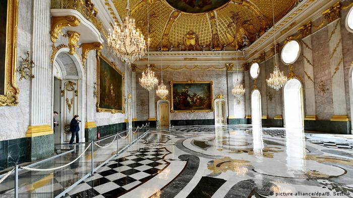 Sanssouci: Reopening of the Marble Hall | DW Travel | DW | 12.04.2016