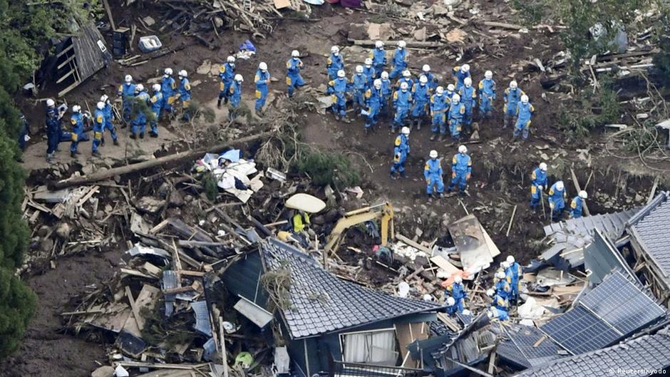 Japan: Rescue mission gathers momentum – DW – 04/18/2016