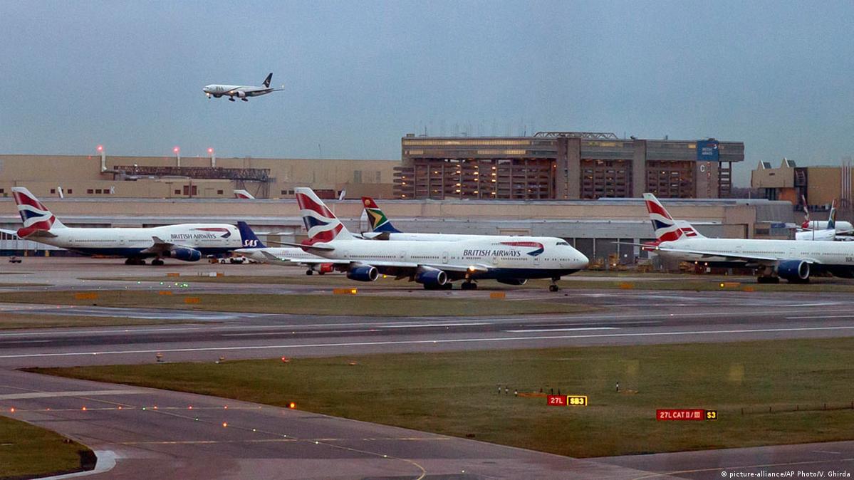 UK flight bookings surge