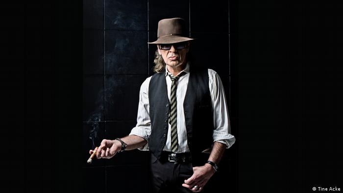 Udo Lindenberg wird 70 - und seine Fans feiern mit | Musik | DW | 17.05 ...