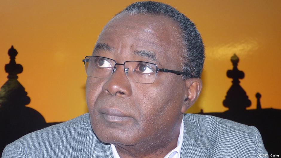 Angola: Ex-primeiro-ministro declara apoio ao líder da UNITA