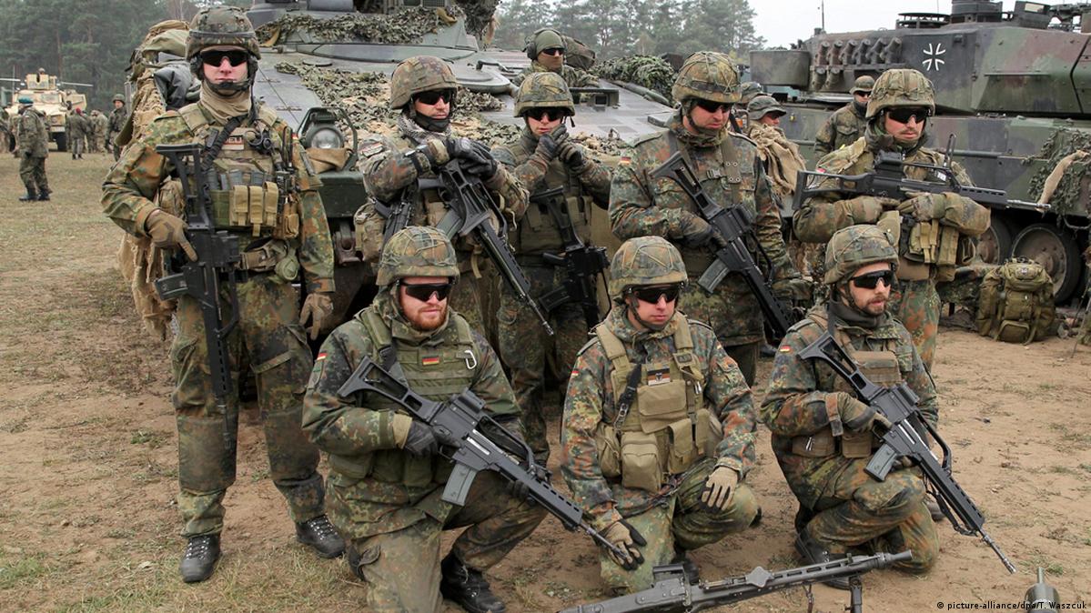 Arnold: "Bundeswehr braucht Schwerpunkte"