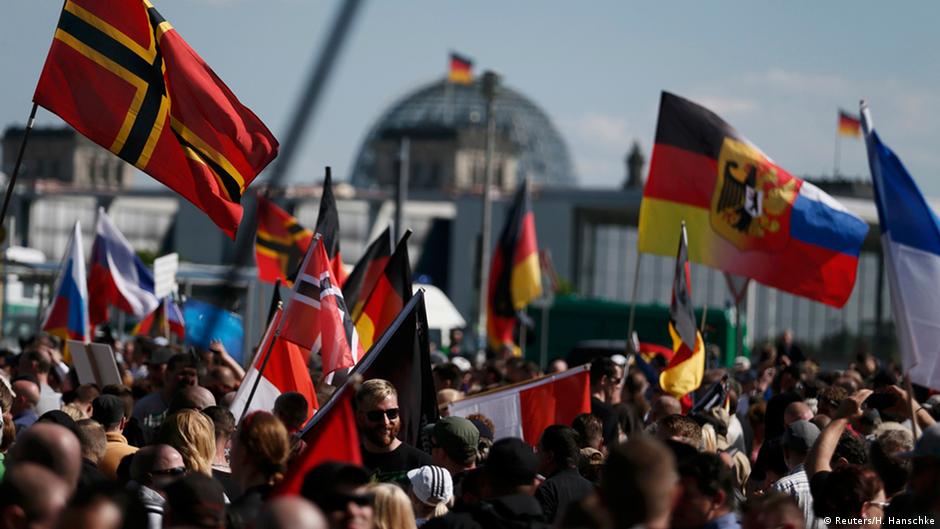 Exploring Germany's far-right movements – DW – 10/22/2016