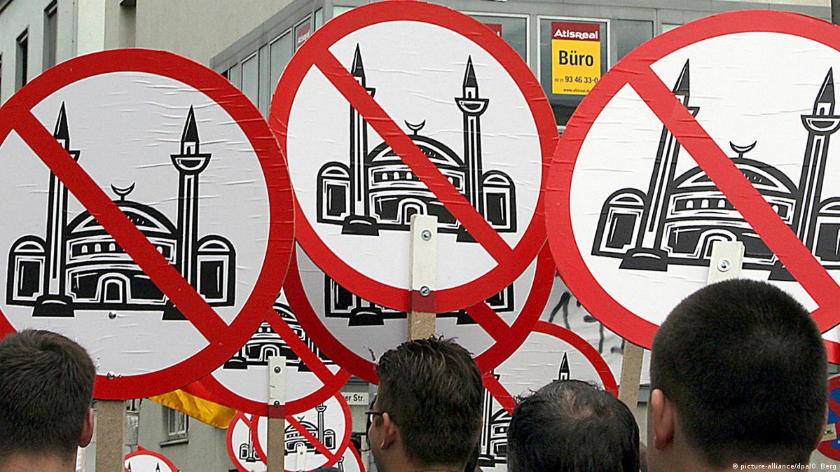 Islam 'does not belong in Germany,' most Germans say – DW – 05/12/2016
