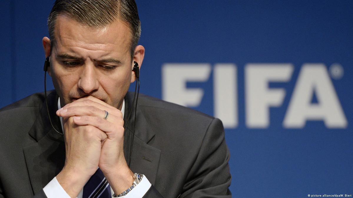 FIFA sacks top official over bonuses – DW – 05/24/2016