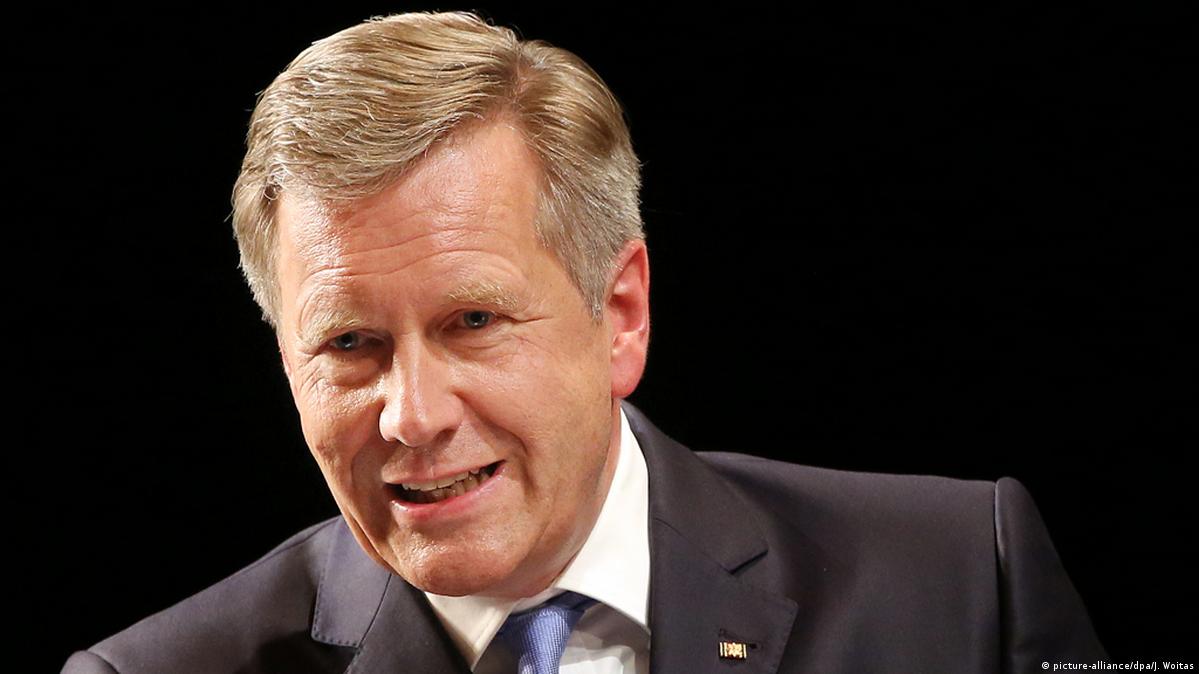 German ex-president criticized for Turkish fashion job