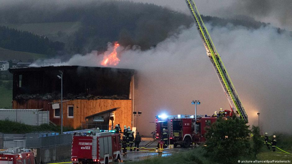 Fire destroys home for asylum seekers in Austria