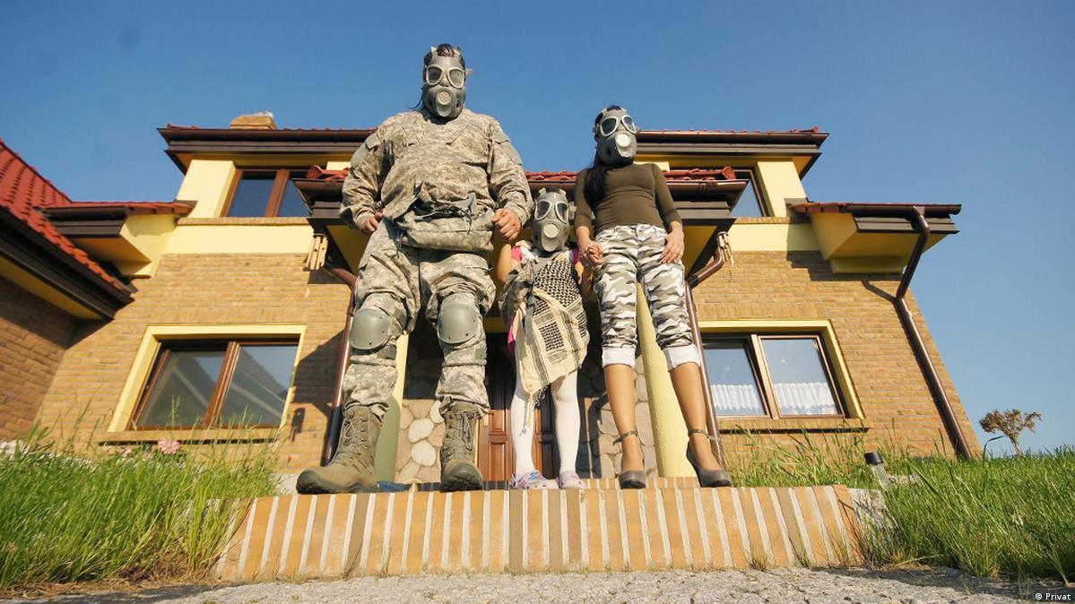 Polish paramilitaries – DW – 06/12/2016