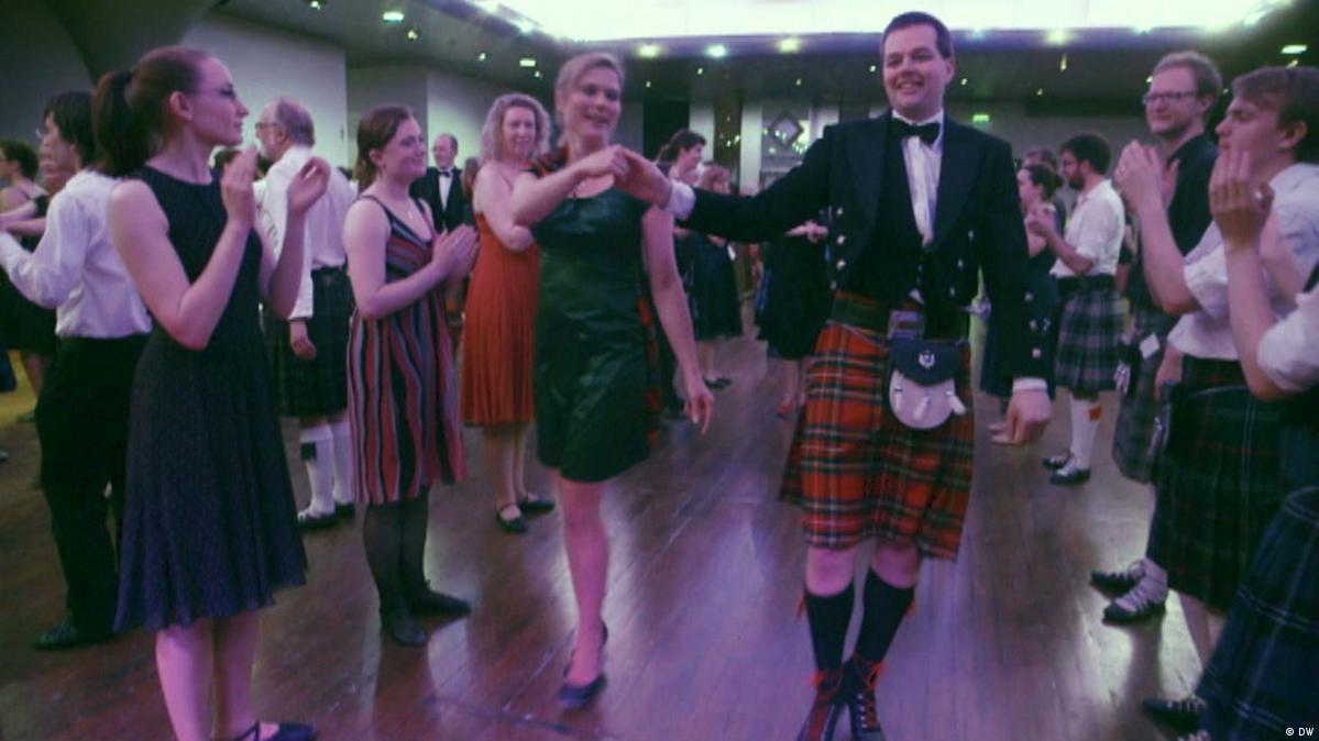 Europe Goes Dancing: Scottish country dancing
