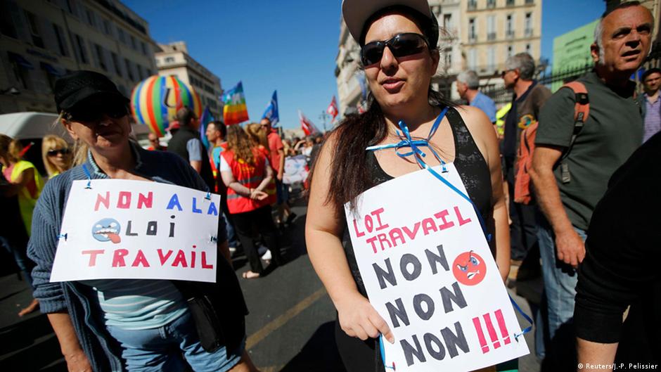 French police halt labor strike