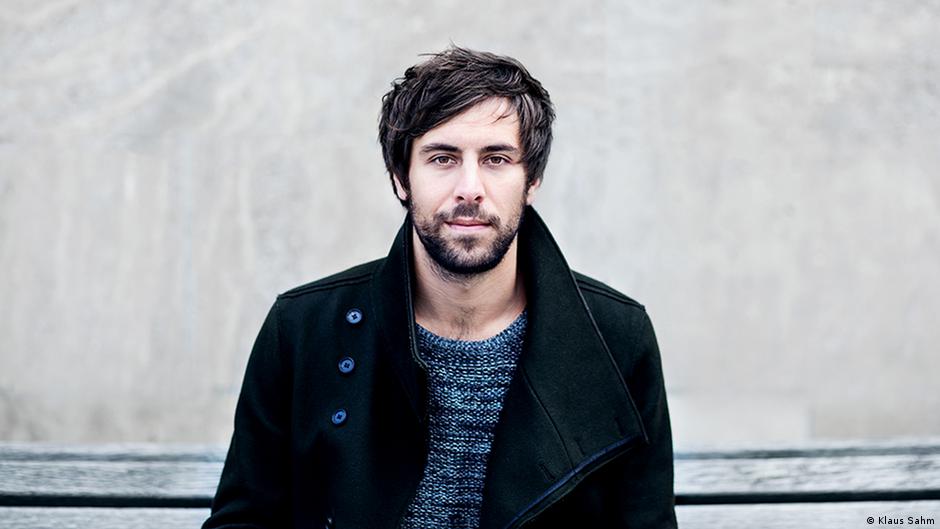 Singer-songwriter Max Giesinger is touring Germany now.